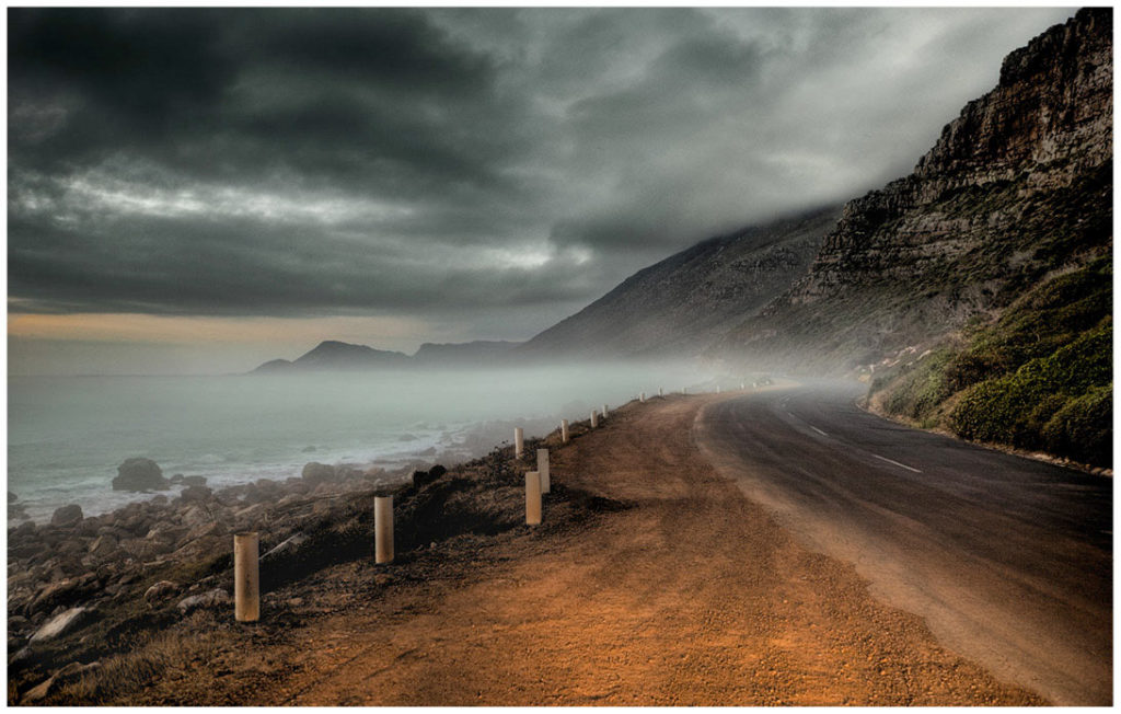 Misty Cliffs - https://ralphhargarten.de